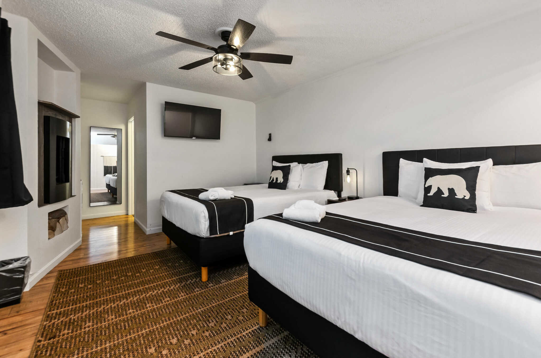 The Jeffrey - South Lake Tahoe Gallery